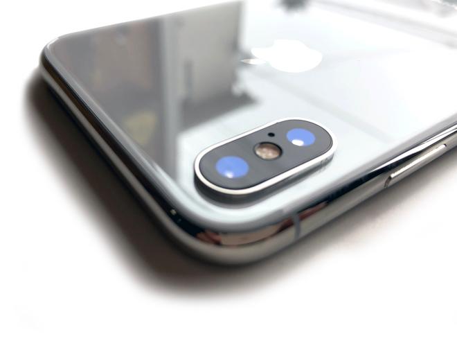 ガジェットマスター、ハイロックによるiPhoneX考 | 【GINZA】東京発信の最新ファッション＆カルチャー情報