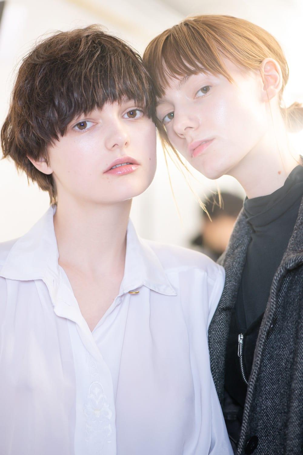 RMK×アンリアレイジがパリで魅せた透明感あふれる「AQUAメイク」 | 【GINZA】東京発信の最新ファッション＆カルチャー情報