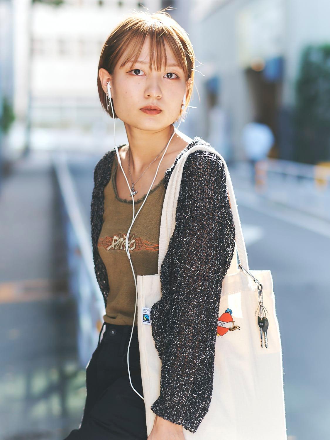 「有線イヤホンで何聴いてるの？」スナップ！GINZA編集部で街角ハント！Vol.1 | 【GINZA】東京発信の最新ファッション＆カルチャー情報